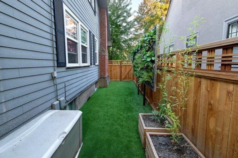 10 Inspiring Dog Run Designs for Your Side Yard - Animalsman