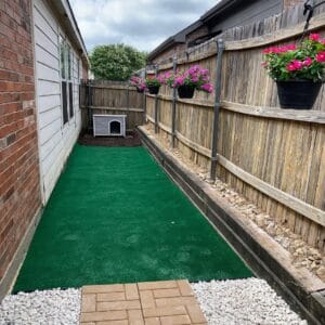 10 Inspiring Dog Run Designs for Your Side Yard - Animalsman